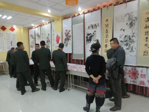 20xx-10期(萨依布依社区书画展 丹青慧群众) - 范文118